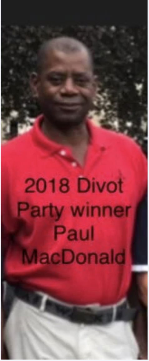 Divot Party Trophy - GolfBoardCompetitionArchives