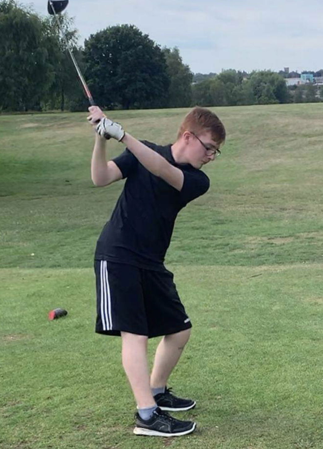 Divot Party Trophy - GolfBoardCompetitionArchives