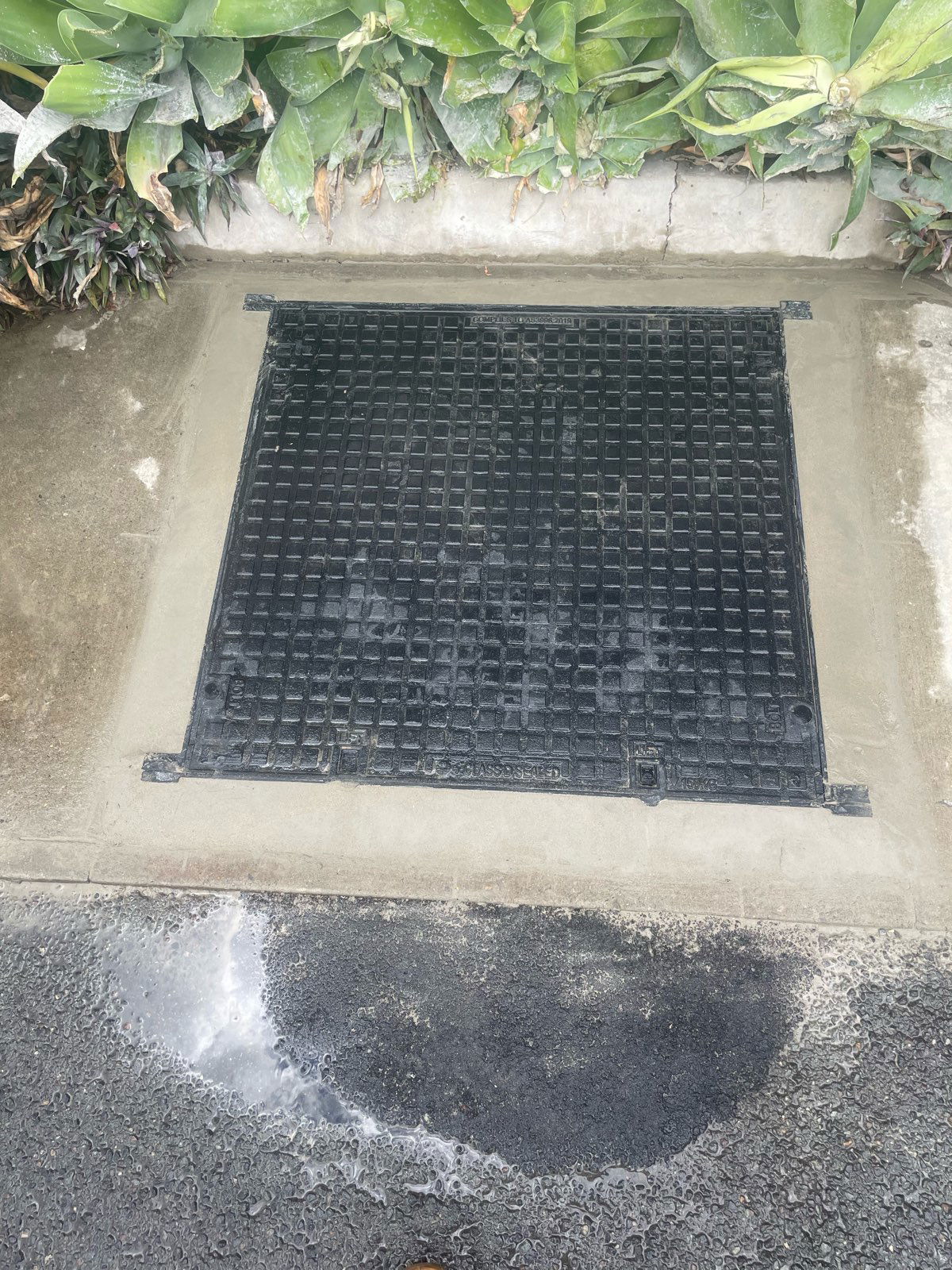 Lid Repairs and Replacements - Grease Trap Repairs & Relining