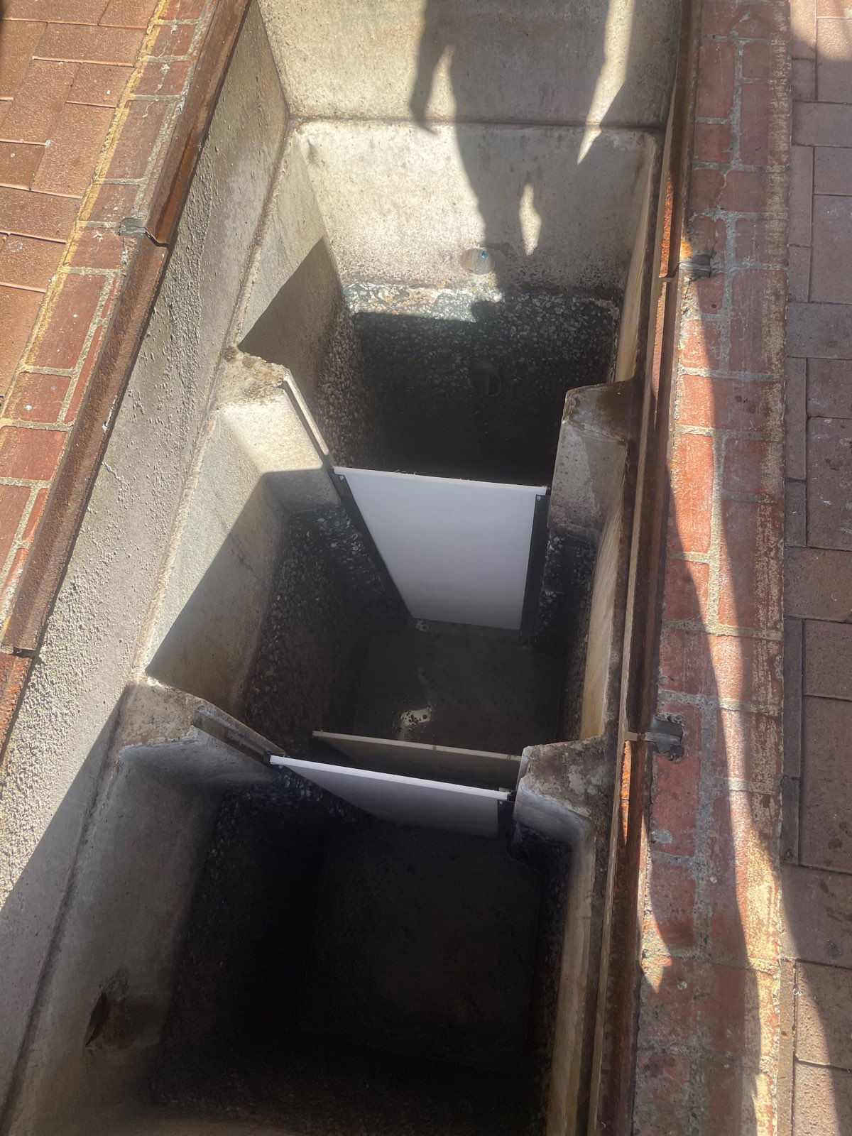 Baffle Replacement & Repairs - Grease Trap Repairs & Relining