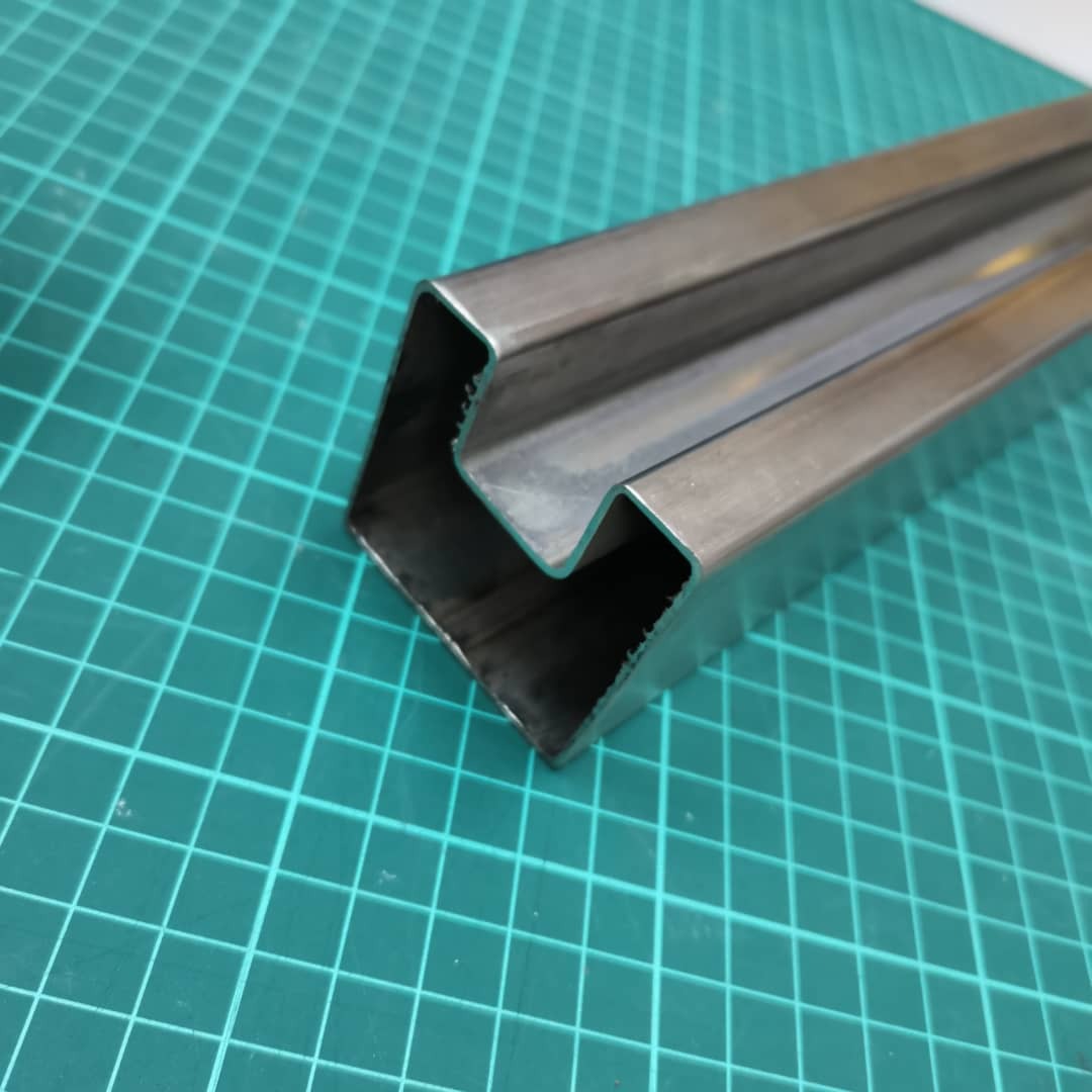 Stainless steel u channel