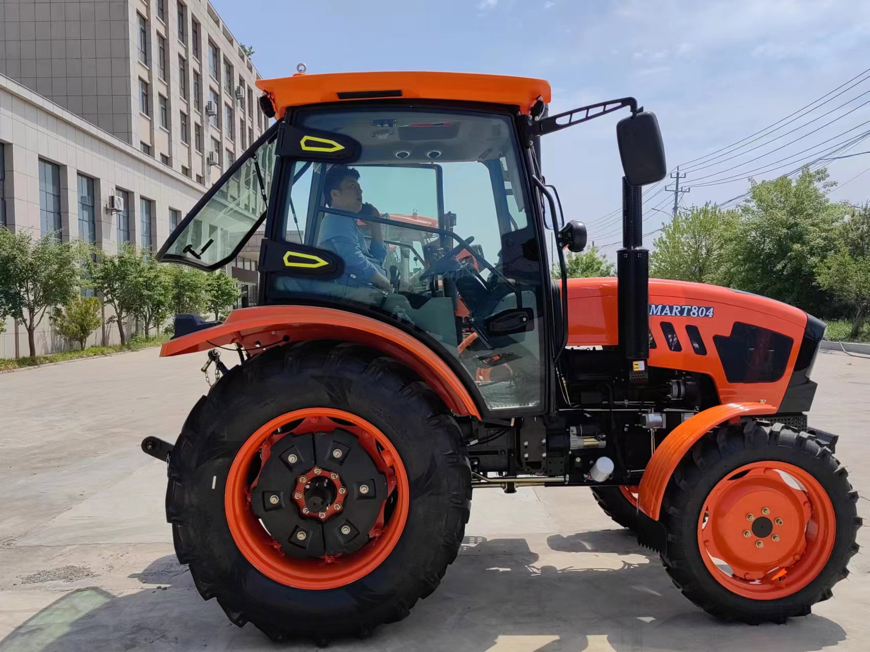 SMART High-Performance 80 Horsepower Tractor - SMART AGRICULTURAL