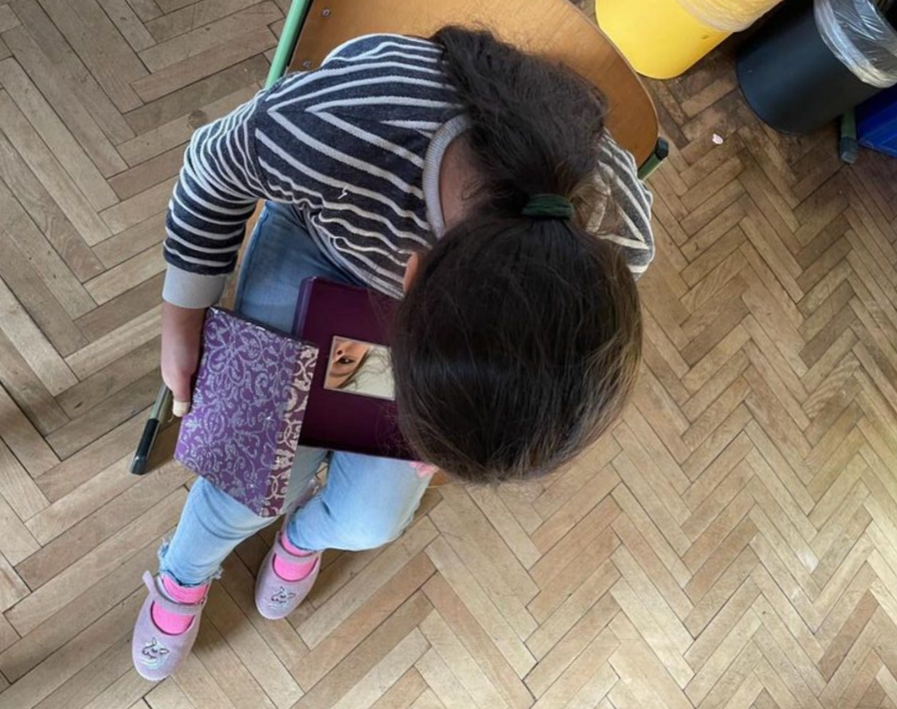 Die Spiegelbox - Schutzraum Grundschule